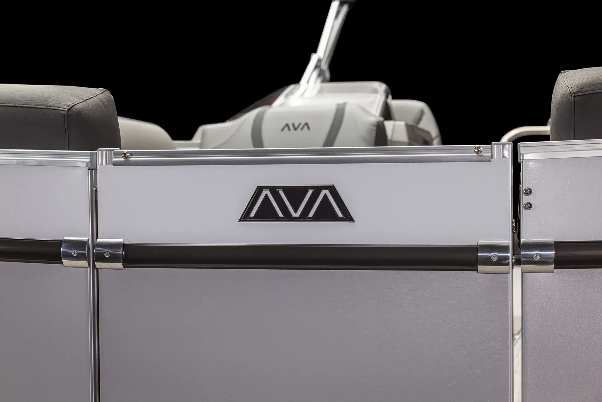 Cruise in Comfort with Premium Avalon Cruising Boats - Avalon Pontoon Boats