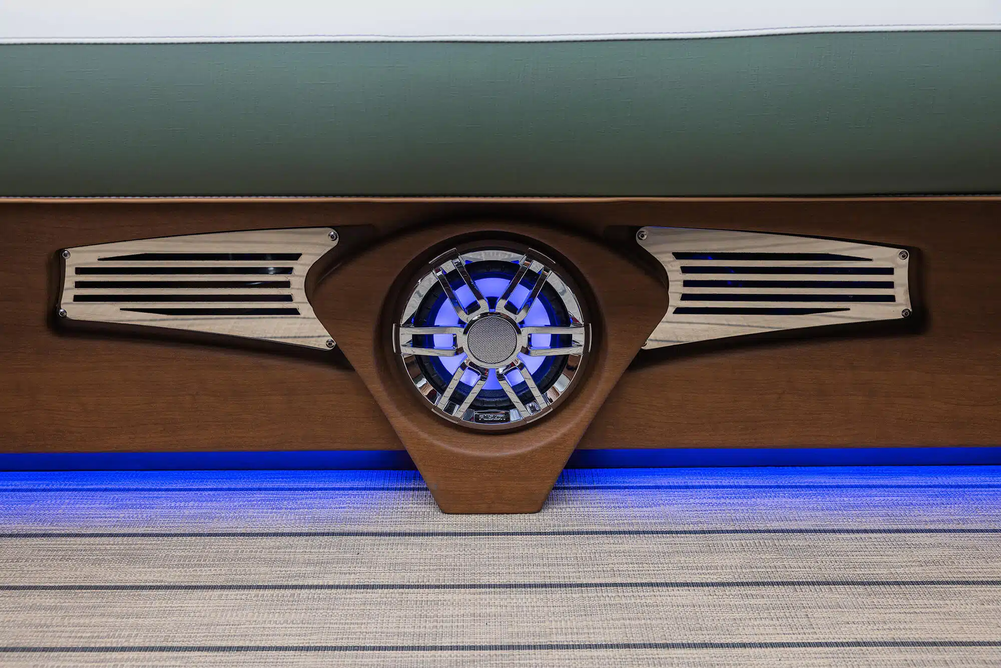 Excalibur LTD Pontoon Boats: Fully-Loaded Premium Models - Avalon ...