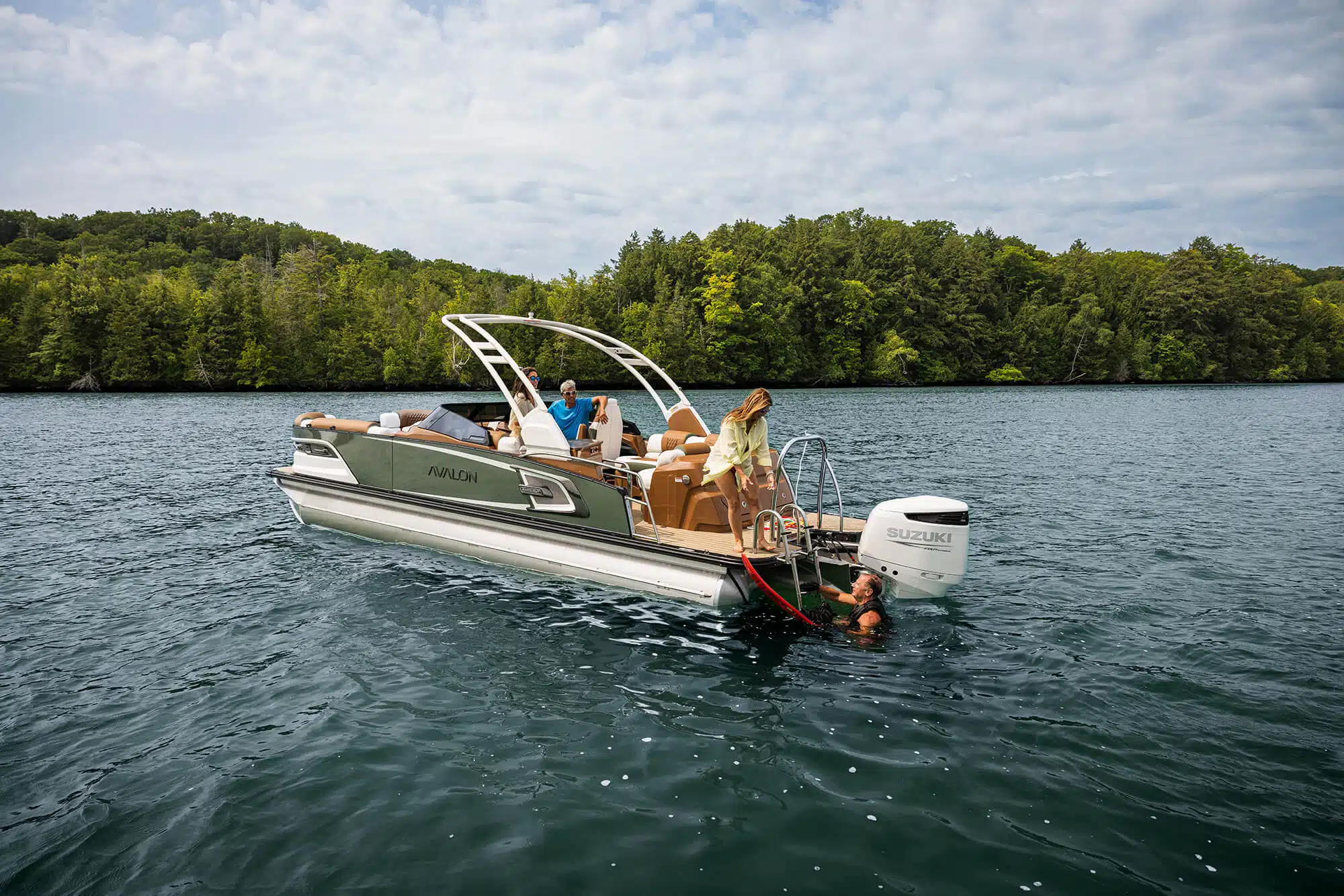 Excalibur LTD Pontoon Boats: Fully-Loaded Premium Models - Avalon ...