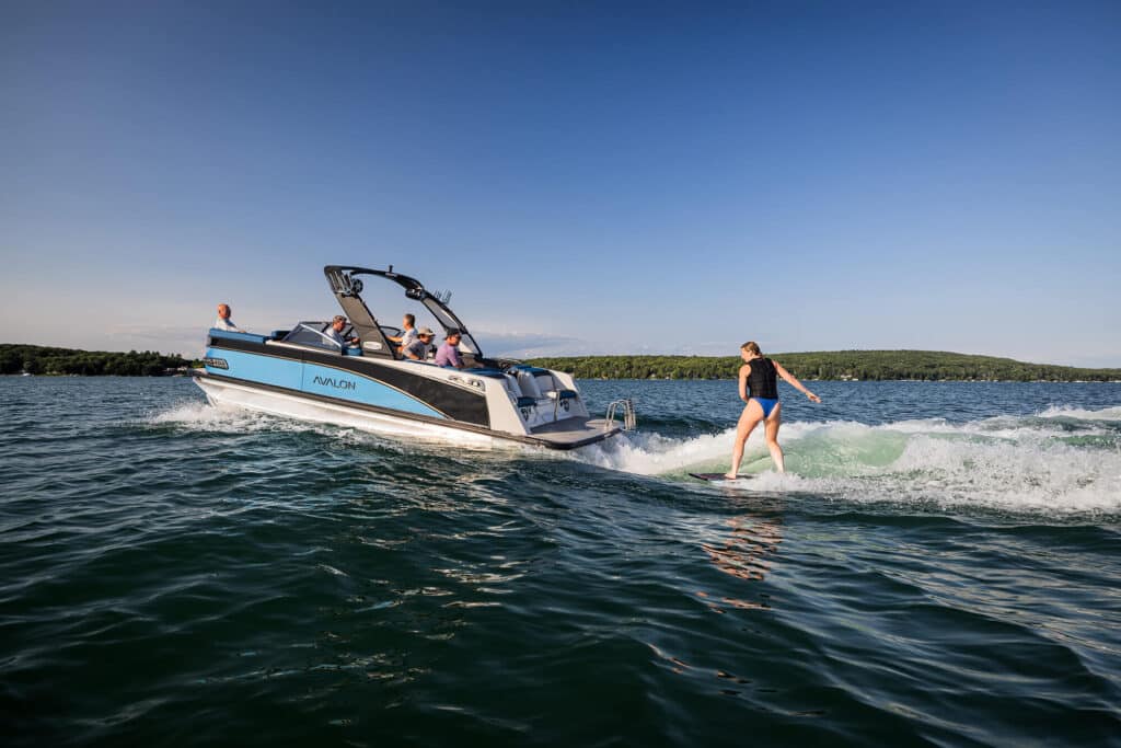 Waketoon - Avalon Pontoon Boats