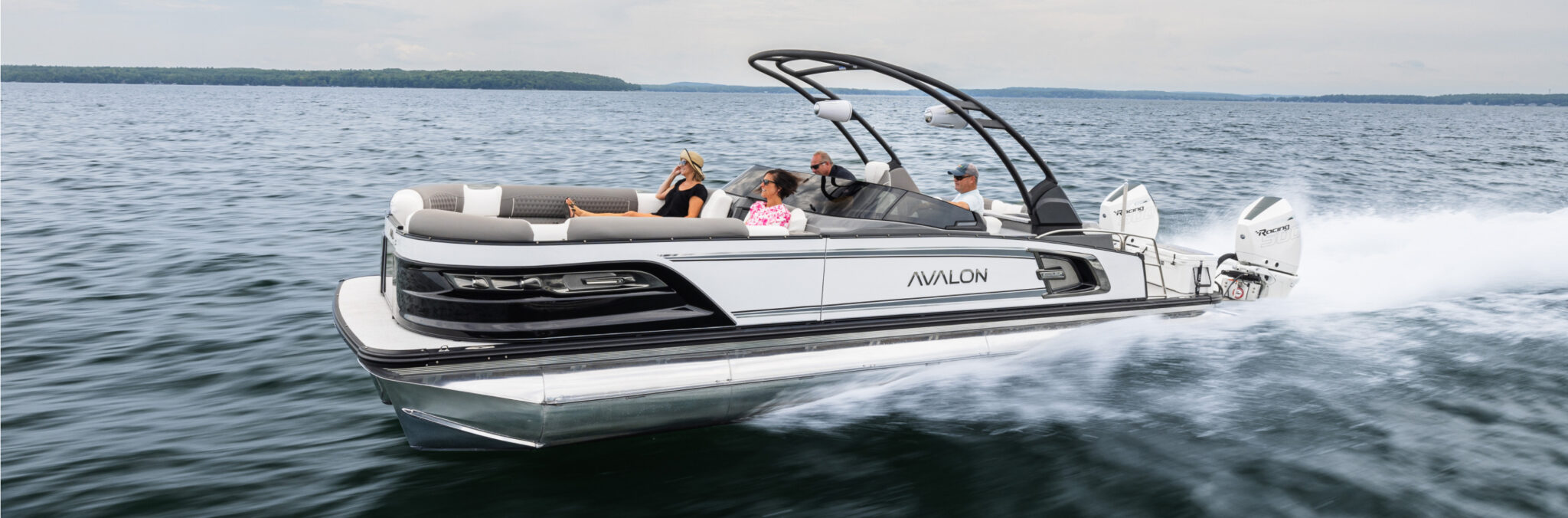 New Pontoon Boat | Avalon Pontoons