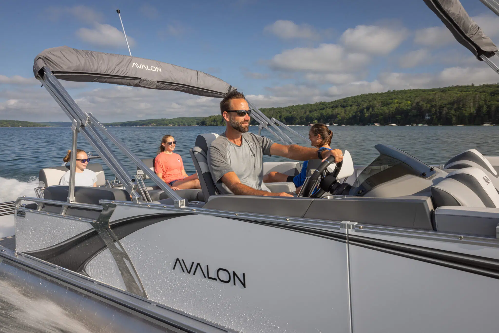 LSZ Pontoon Boats: Affordable and Elegant - Avalon Pontoon Boats