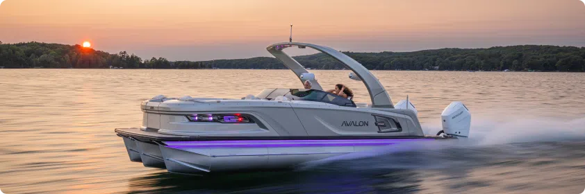 How Much Does A Pontoon Boat Weigh | Avalon Pontoons Avalon Pontoon Boats